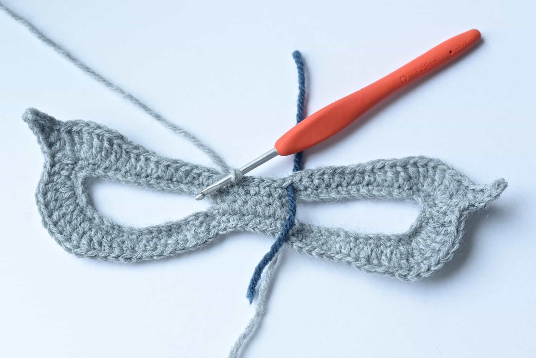 Free Crochet Pattern: Super Mom, Super Hero Mask! - A Crocheted Simplicity
