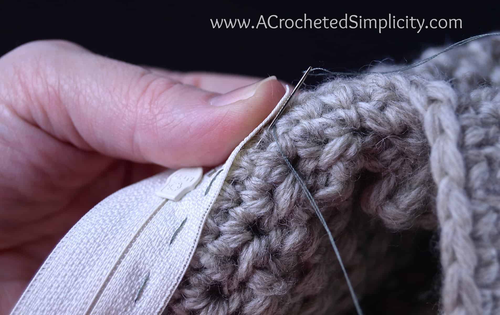 Super Easy Way to Add a Zipper to Your Crochet Projects! - A Crocheted ...