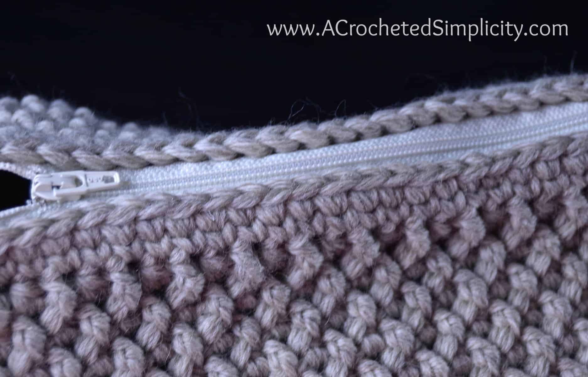 Super Easy Way to Add a Zipper to Your Crochet Projects! - A Crocheted ...