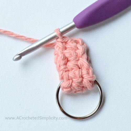 Earbud Holder - Free Crochet Pattern - A Crocheted Simplicity
