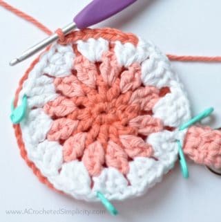 Earbud Holder - Free Crochet Pattern - A Crocheted Simplicity