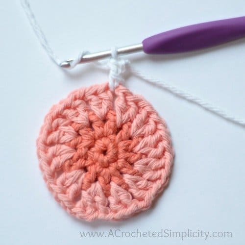 Earbud Holder - Free Crochet Pattern - A Crocheted Simplicity