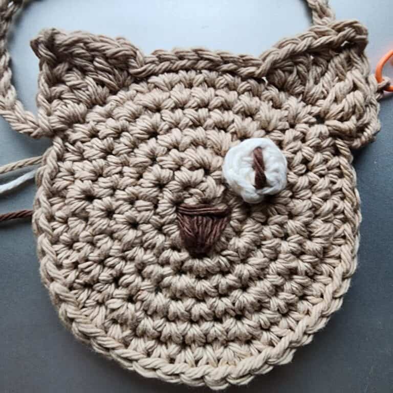 Kitty Cat Hand Towel - Free Crochet Towel Pattern - A Crocheted Simplicity