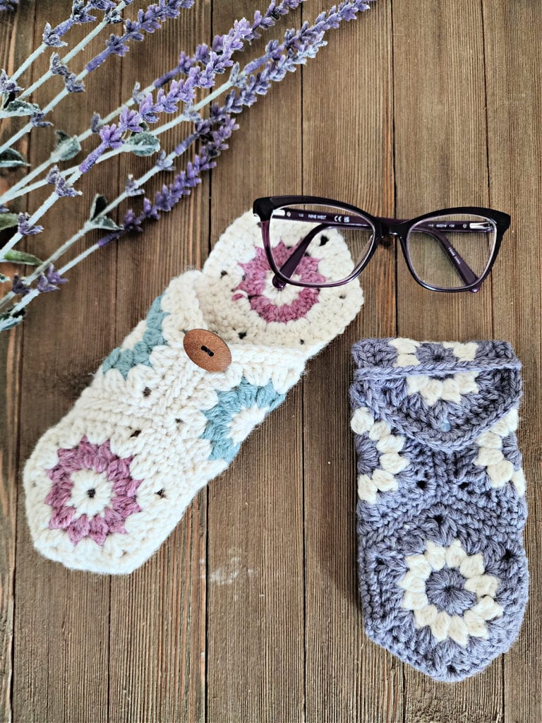 Crochet Eyeglass Case - A Crocheted Simplicity