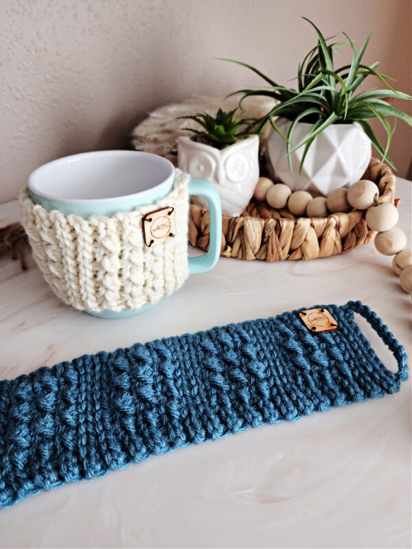 Crochet Mug Cozy - A Crocheted Simplicity