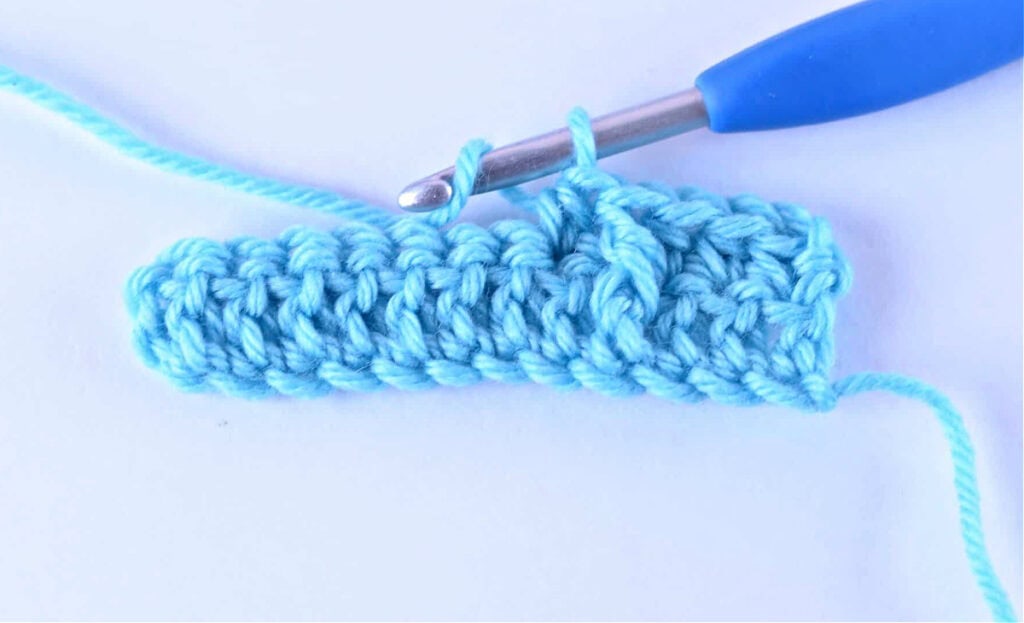 2 Tips for Proper Post Stitch Placement - in Rows and Rounds - A ...