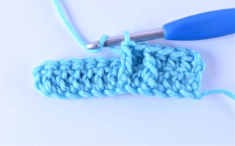 2 Tips for Proper Post Stitch Placement - in Rows and Rounds - A ...